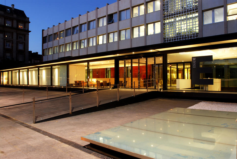 Universidad Ramon Llull - ESADE Law School • Fachbereich Rechtswissenschaft