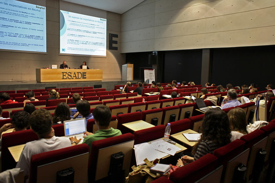 Universidad Ramon Llull - ESADE Law School • Fachbereich Rechtswissenschaft